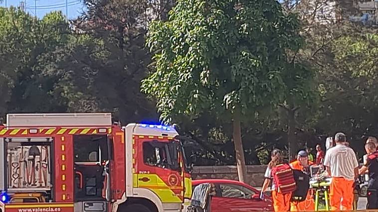 Declarado un incendio en un edificio del barrio de Campanar de Valencia ...