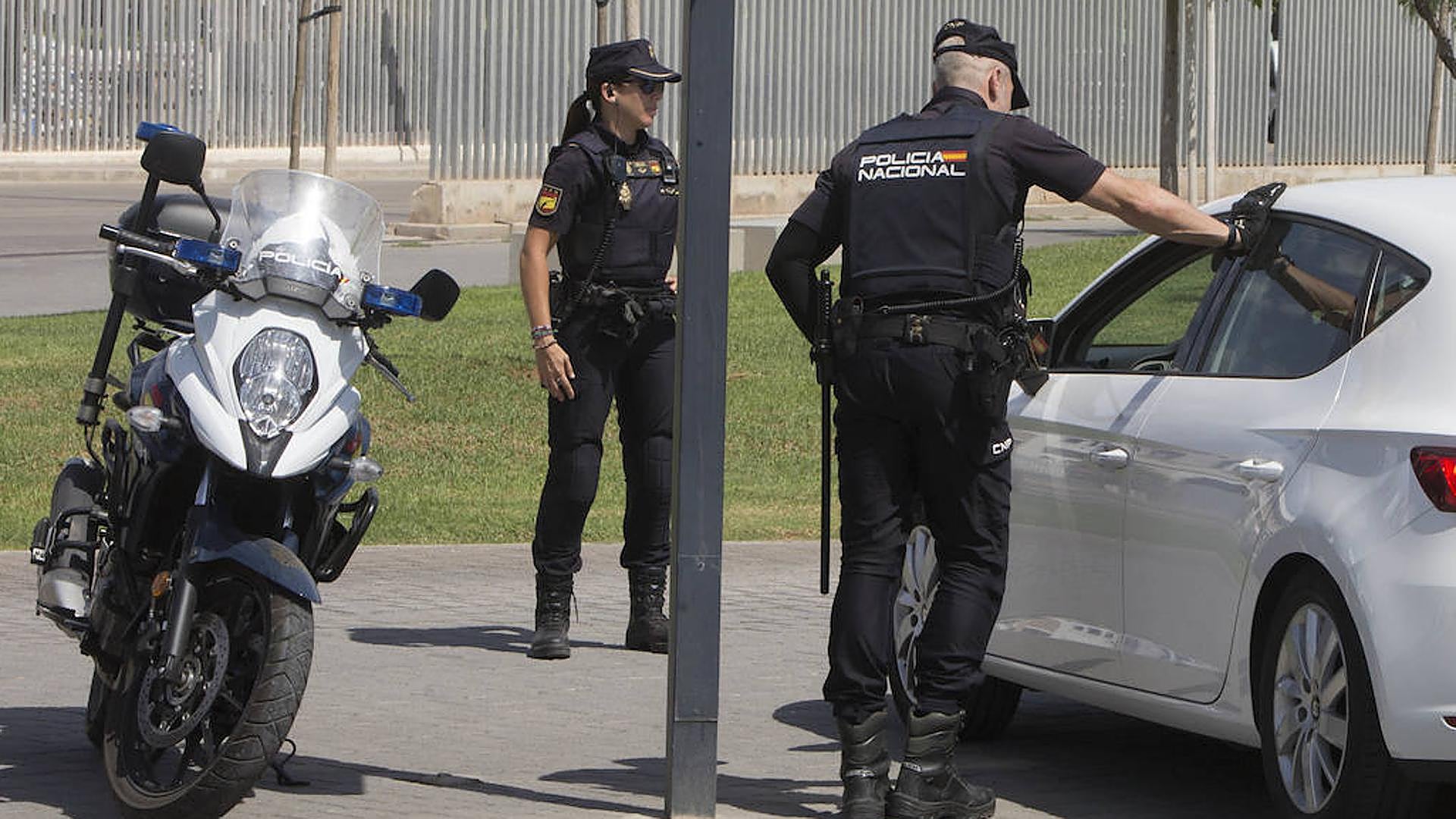 Multas de tráfico: ¿La Policía Nacional me puede multar? | ¿Puede la ...