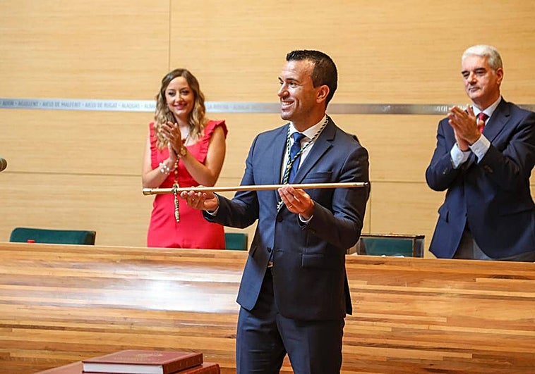 Mompó cumple 100 días de presidente de la Diputación con el reto de ...