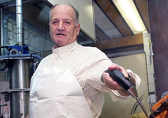 Muere César Bonilla, el capitán de la popular churrería y fábrica de ...