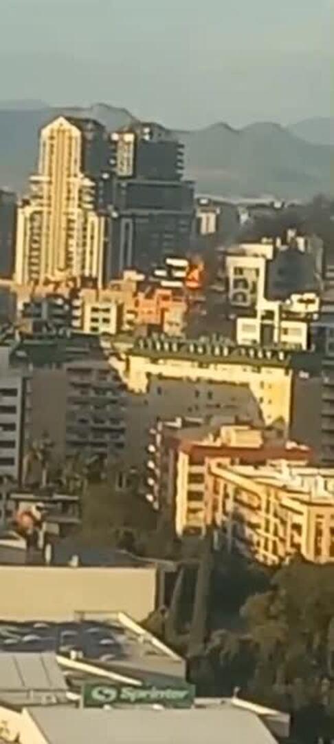 Un edificio en llamas en pleno centro de Valencia | Las Provincias