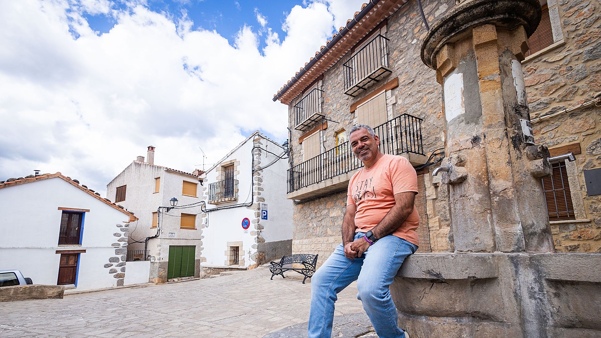 Pueblos de Valencia: Chodos | Chodos, el pueblo adaptado a vivir sin ...