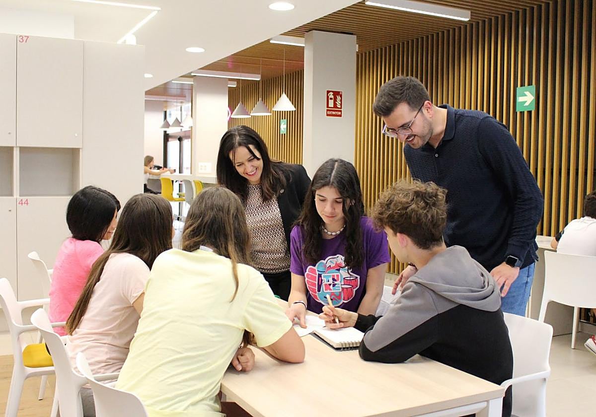 El Ayuntamiento ofrece como novedad el Aula de Estudio del Espai Jove ...
