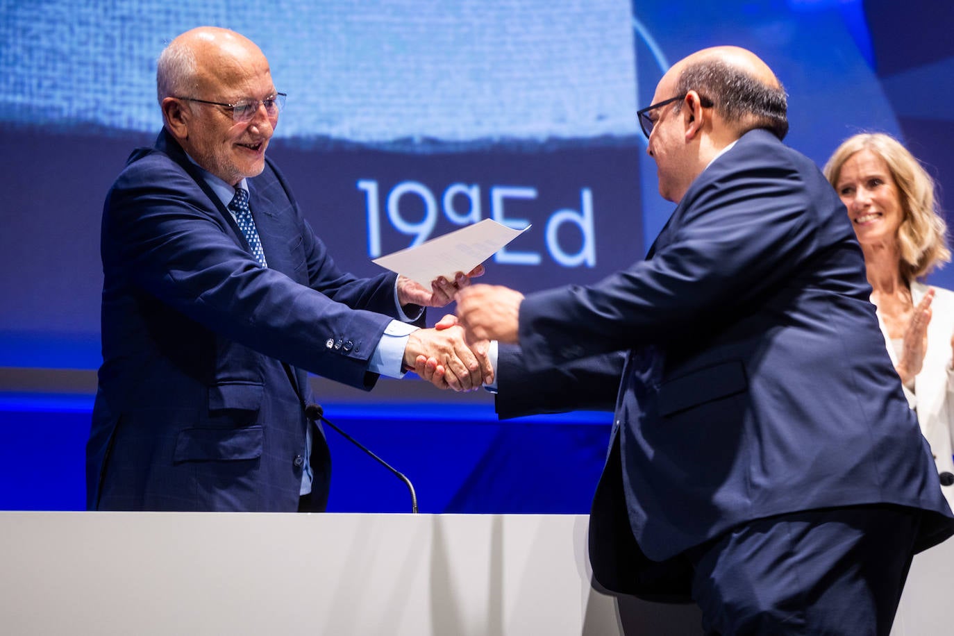 Así ha sido la Graduación Executive de EDEM 2024 | Las Provincias