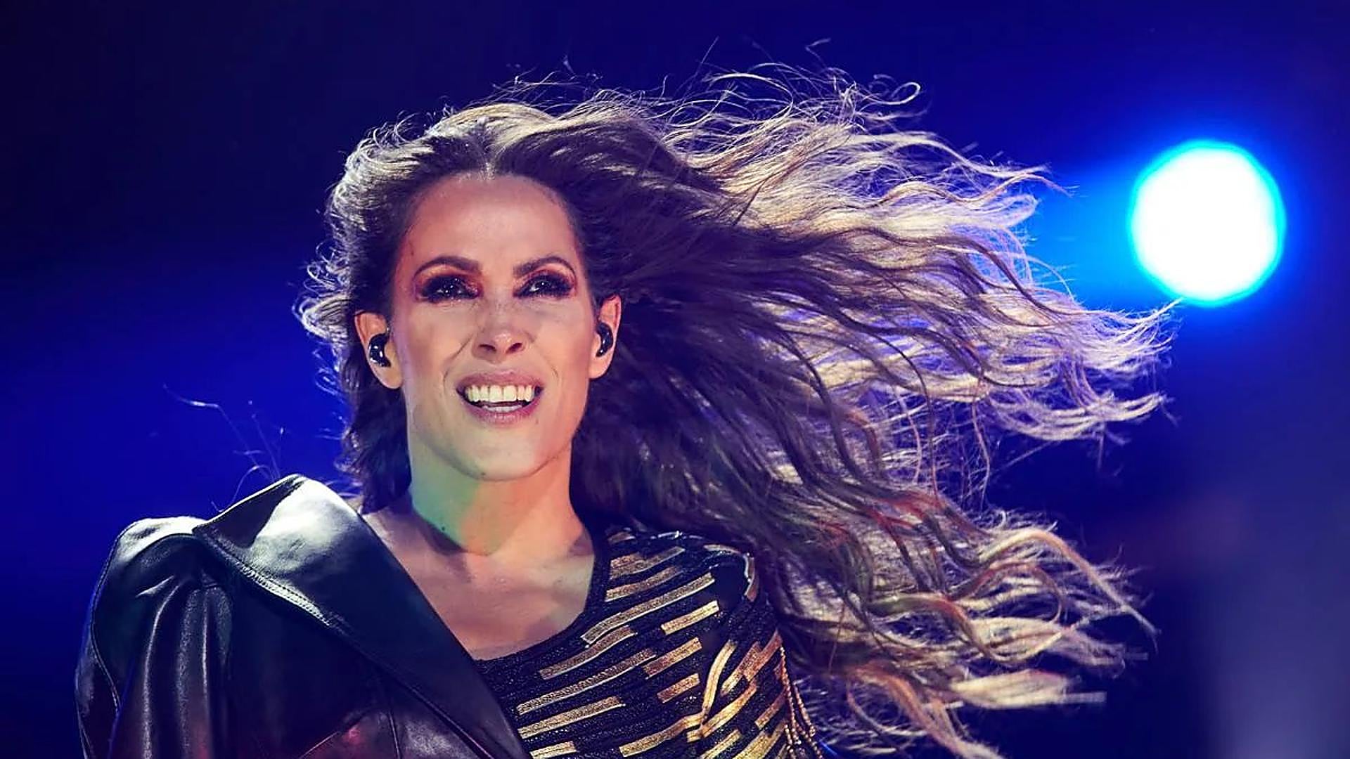 Malú confirma que está radiante tras salir a la luz su historia de amor ...