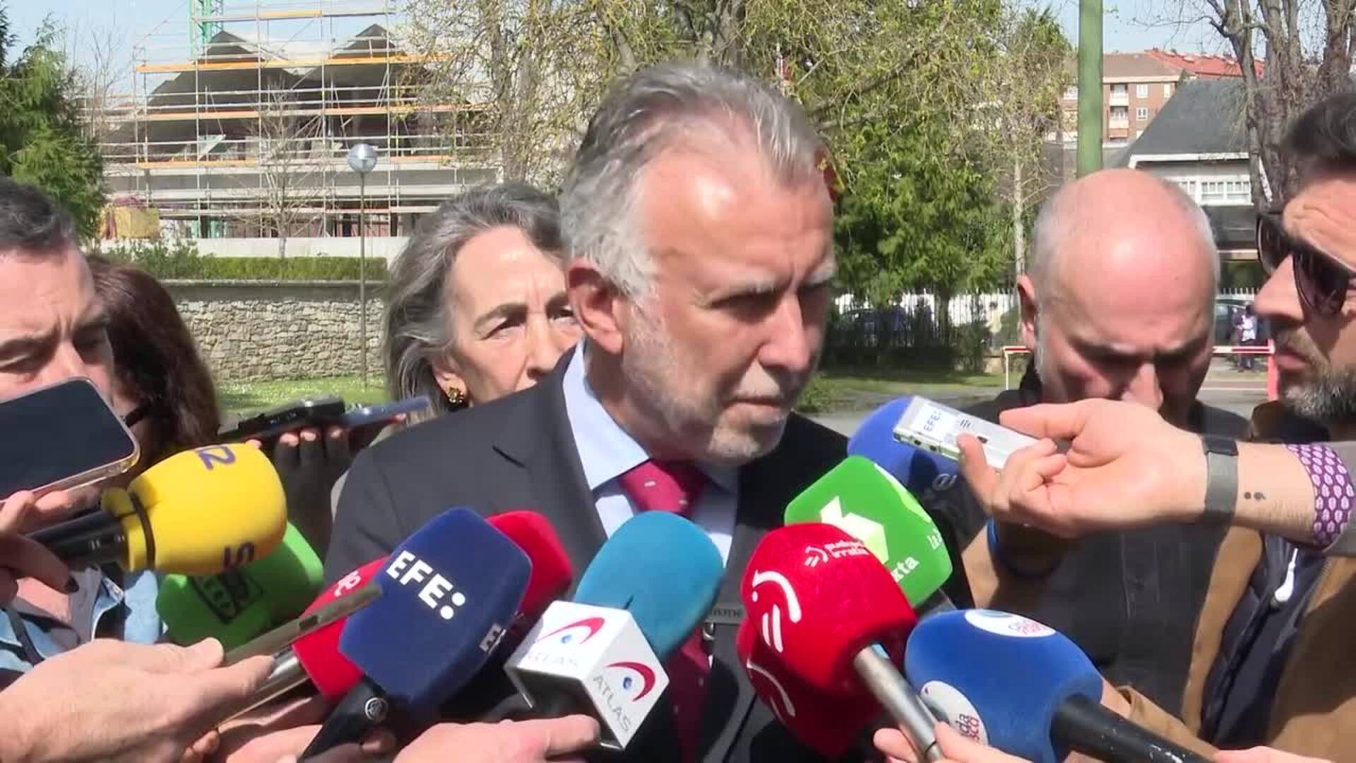 Torres acusa al PP de pedir su cese "con mentiras" mientras "cubre y protege" a Ayuso | Las ...