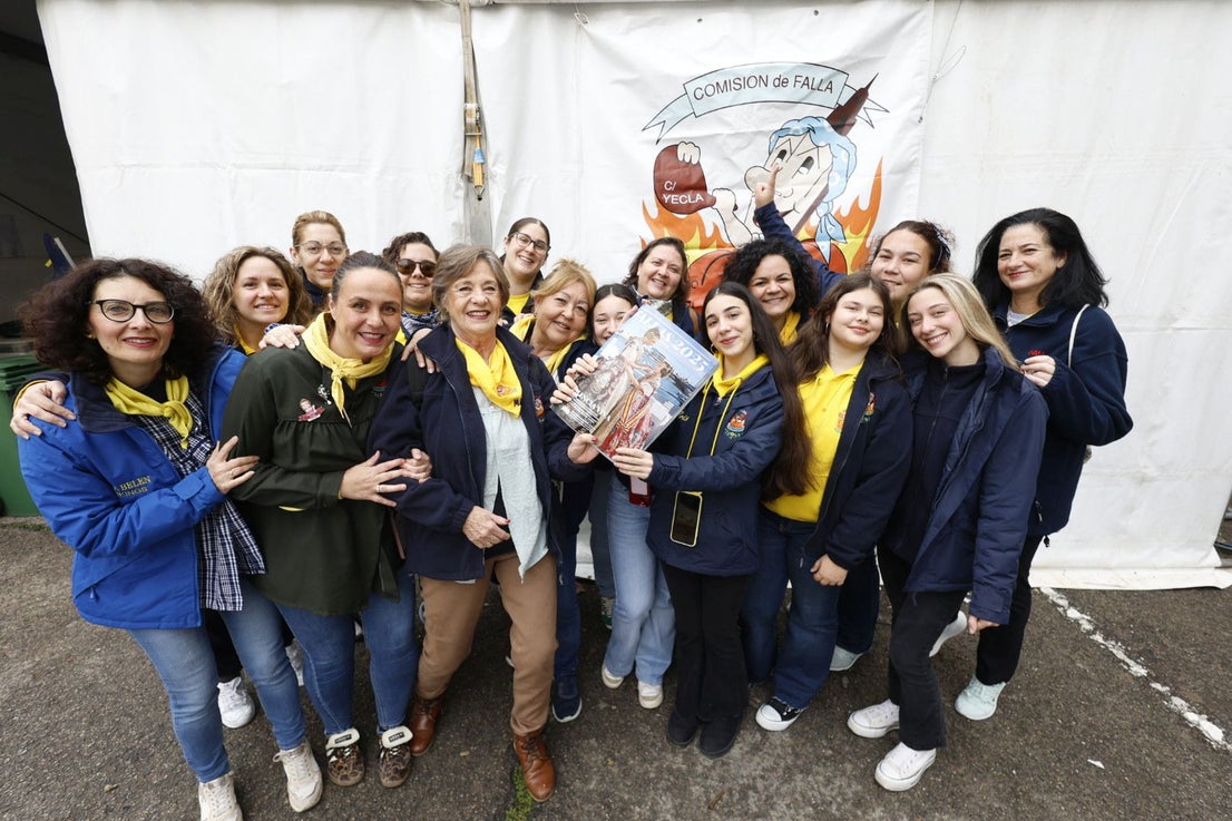 El Extra de Fallas 2025 llega a los quioscos de Valencia | Las Provincias