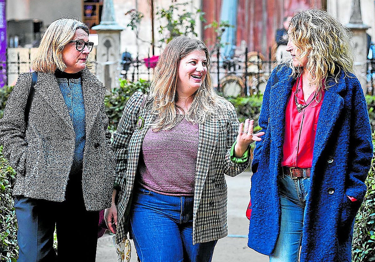 Las tres mujeres que dibujan Valencia | Las Provincias