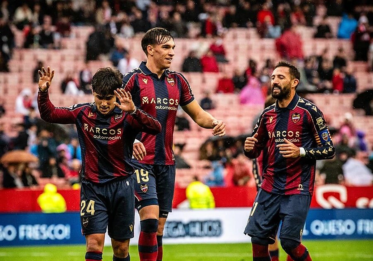 El regreso soñado de Carlos Álvarez al Sánchez Pizjuán | Las Provincias