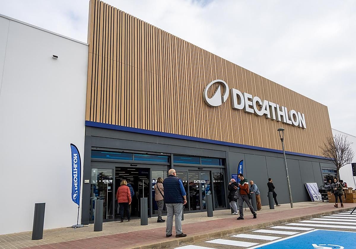 Decathlon | Decathlon abrirá 10 nuevas tiendas durante el primer ...