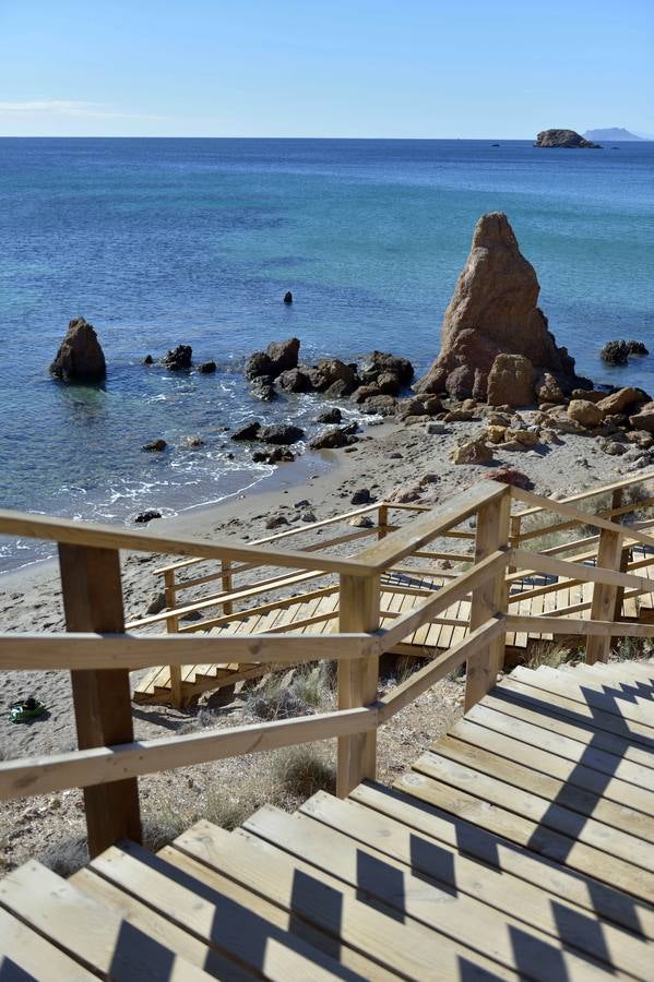 Un paseo por las calas de Bolnuevo | La Verdad