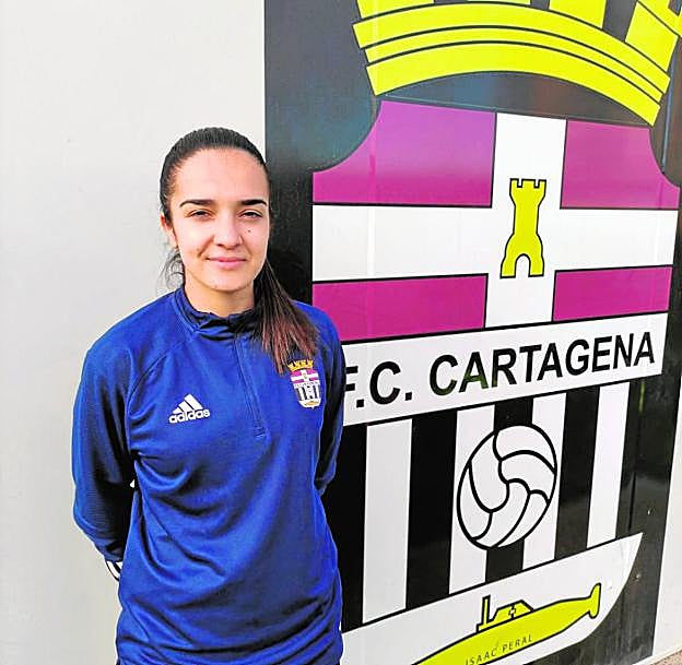 FC Cartagena: Alba Prieto marca el camino para la cantera albinegra ...