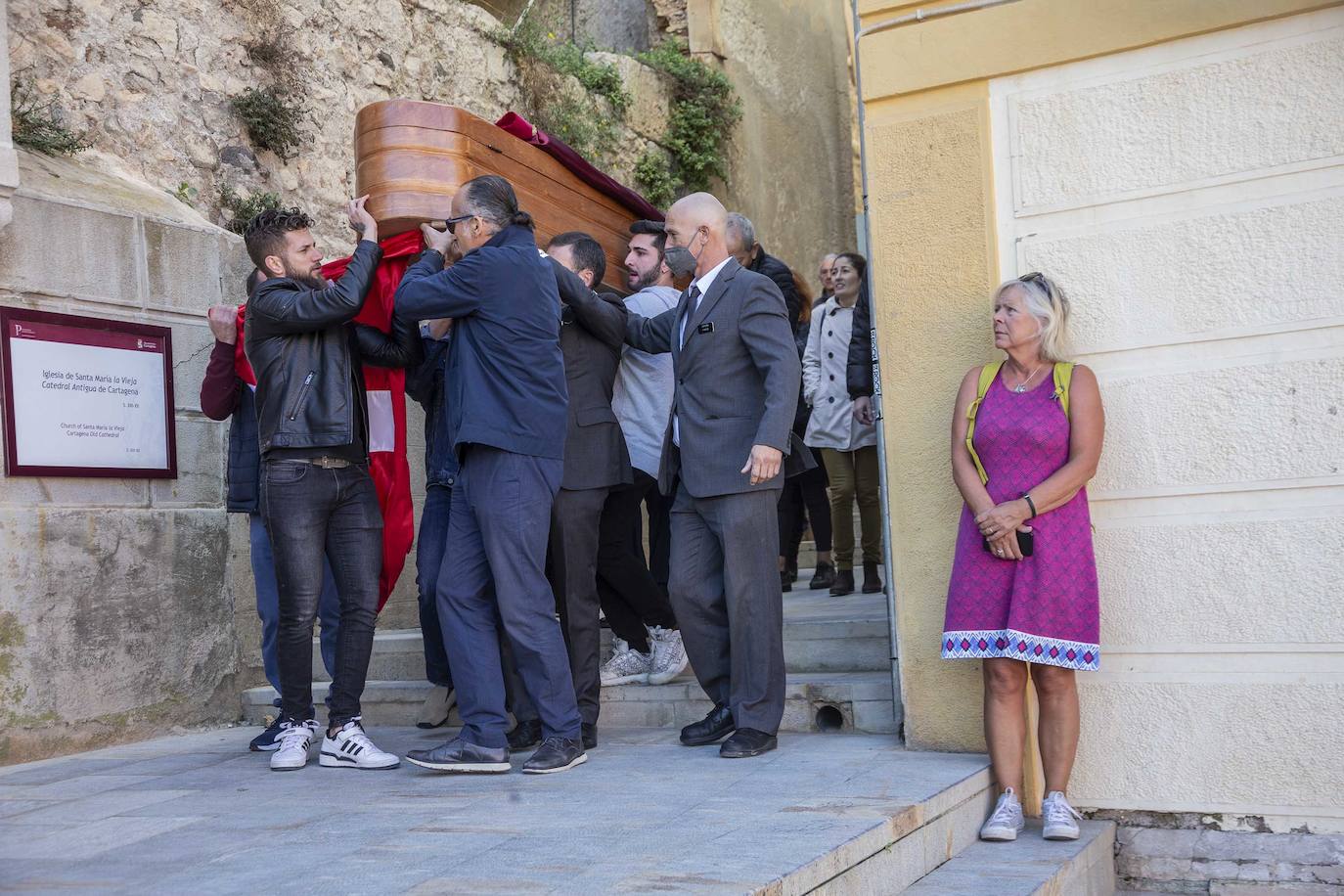 Fotos: Funeral de Josefa Muñoz en la Catedral vieja de Cartagena | La ...