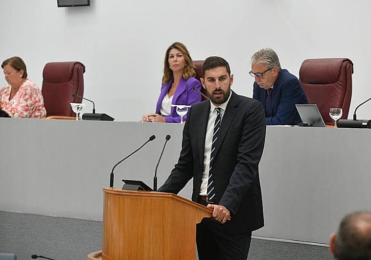 Antelo apoya a López Miras y avisa de que «allí donde gobierna Vox se ...