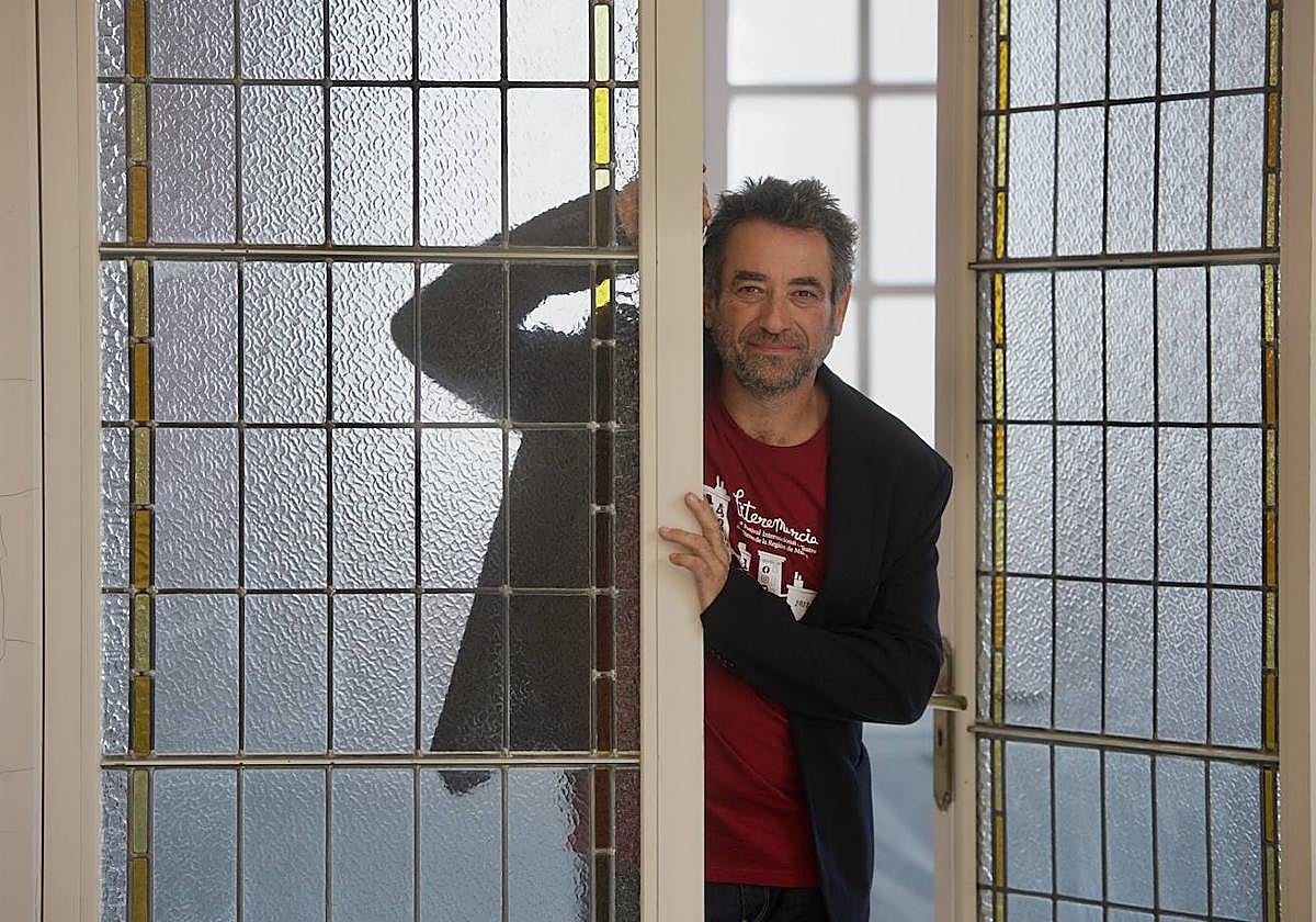 Ángel Salcedo: «La mejor red social es el cuerpo a cuerpo» | La Verdad