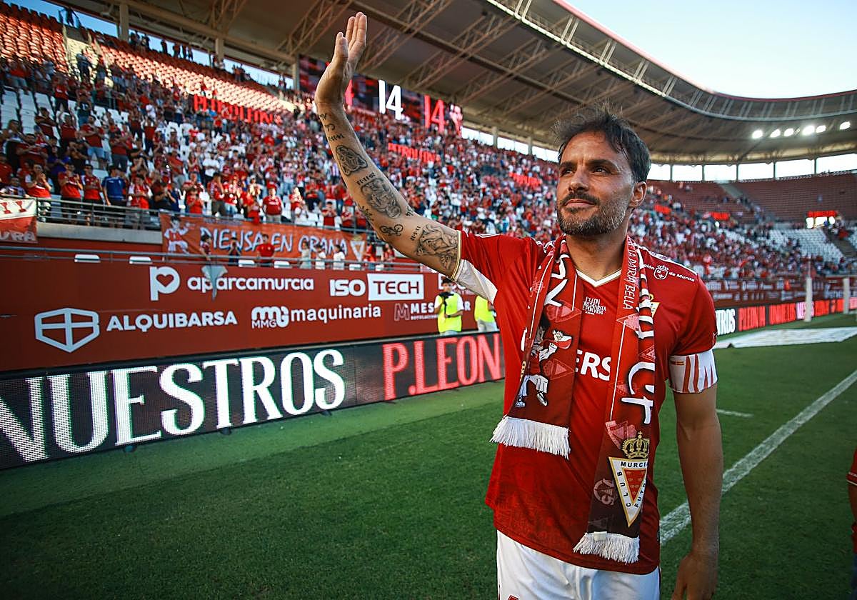 Un adiós ideal para Pedro León: homenaje en la grada y en el césped ...