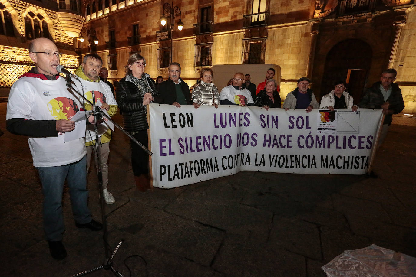 Fotos: Rueda de hombres contra la violencia machista | leonoticias.com