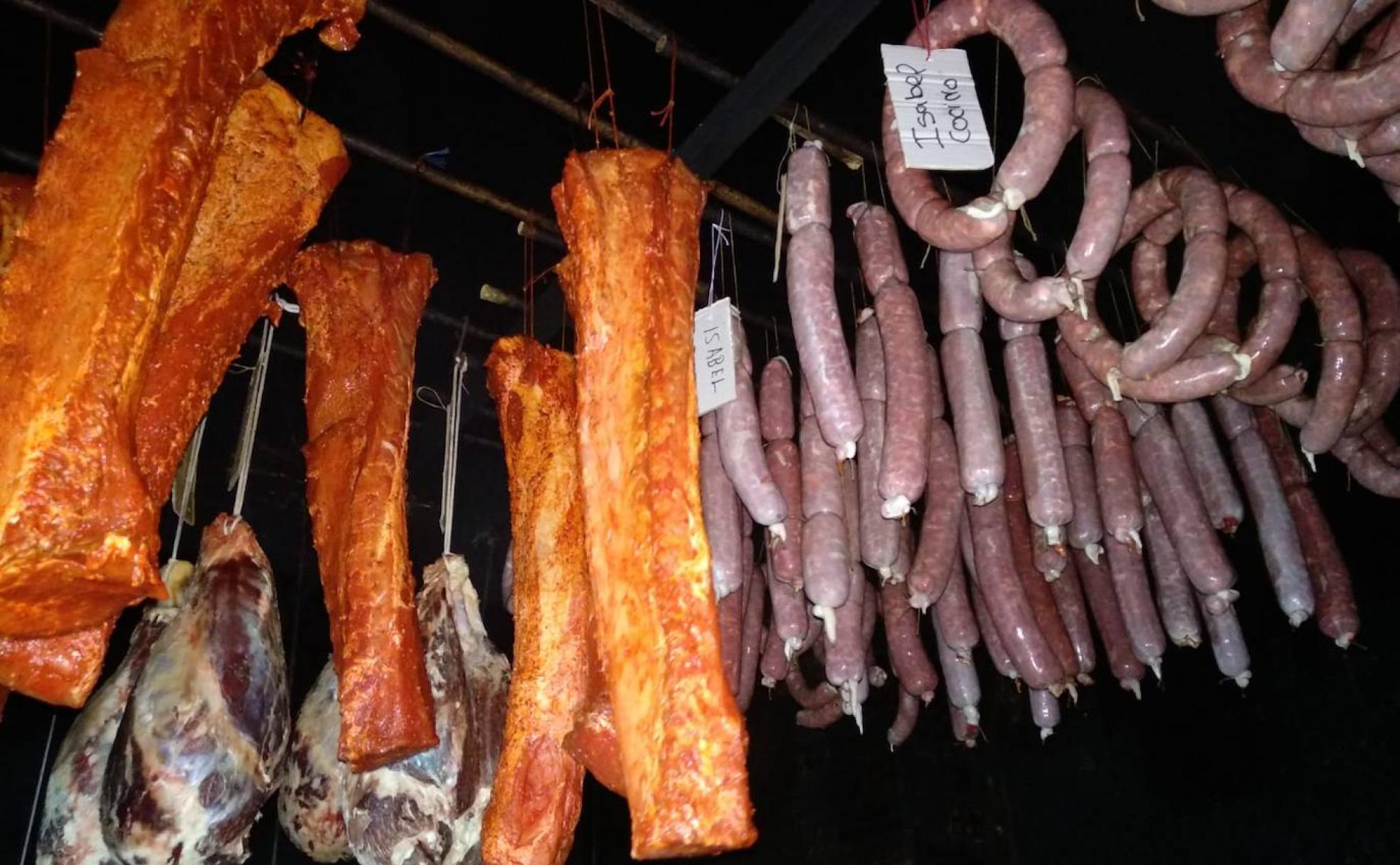 La tradicional matanza se sigue celebrando en la provincia de León ...