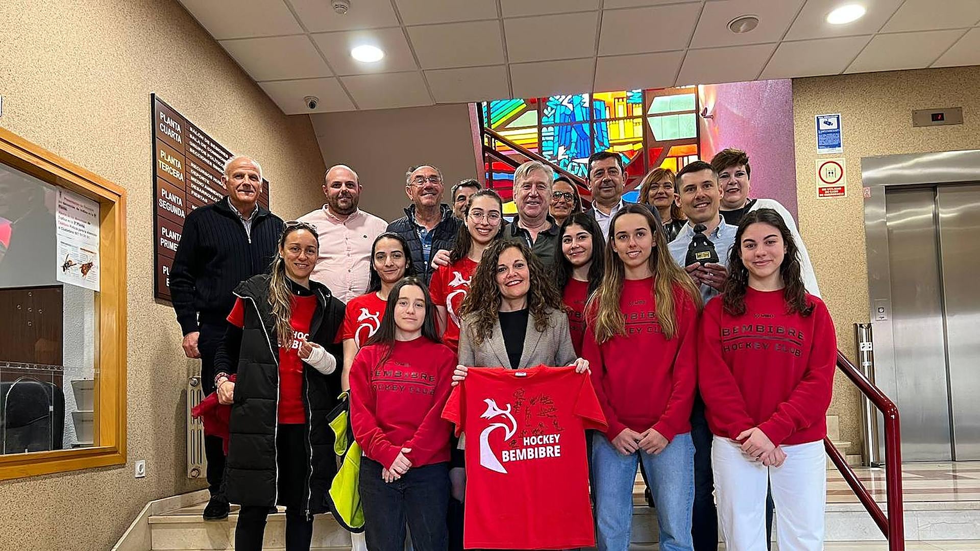 Bembibre se vuelca con su equipo de hockey | leonoticias.com