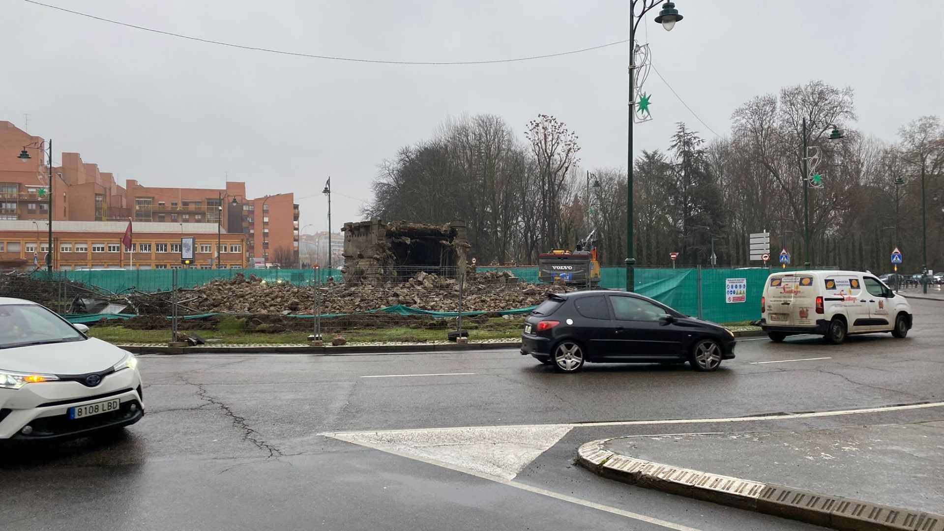 Así evolucionan las obras en la glorieta Carlos Pinilla | leonoticias.com