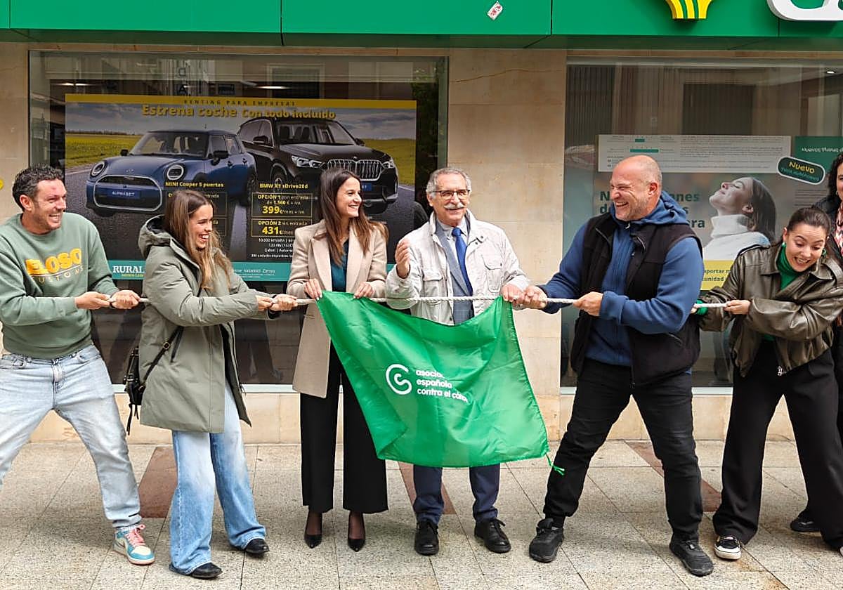 Manolo Martínez y María Martín-Granizo «se retan» en una marcha por la ...