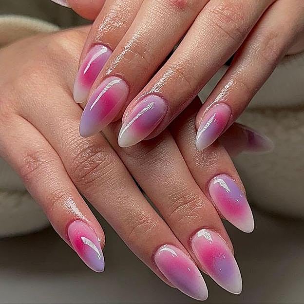 Cómo es la manicura aura, la más buscada en Tiktok | Mujerhoy