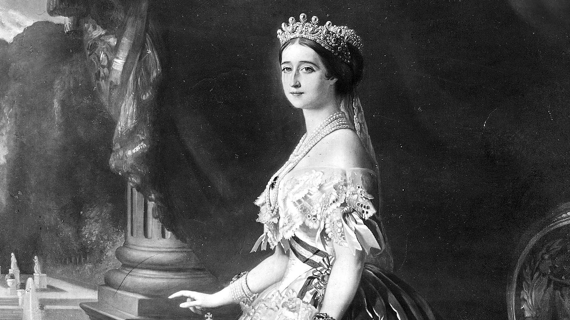 El espectacular broche lazo de Victoria Eugenia: 2.438 diamantes y diez ...