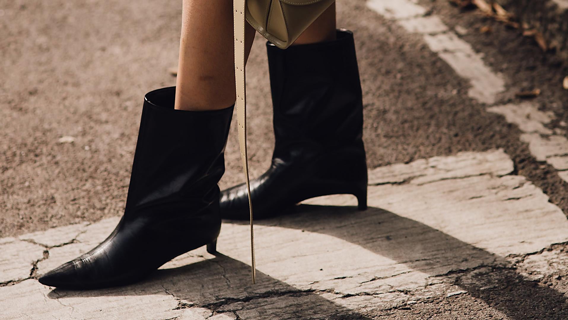 Los botines con tacón cómodo que necesitas para elevar looks de ...