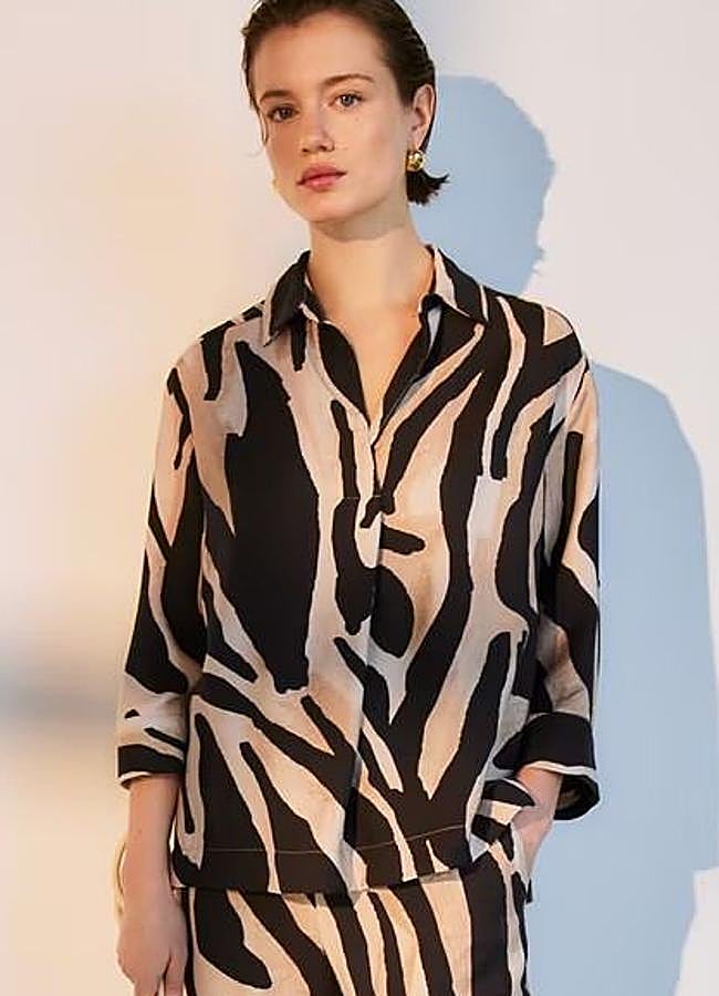 7 blusas animal print muy elegantes para vestir con estilo | Mujerhoy