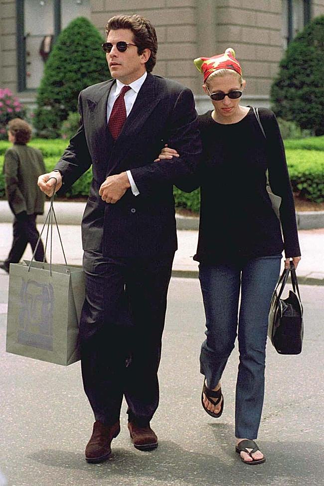 Massimo Dutti hace un homenaje a Carolyn Bessette con su nueva ...
