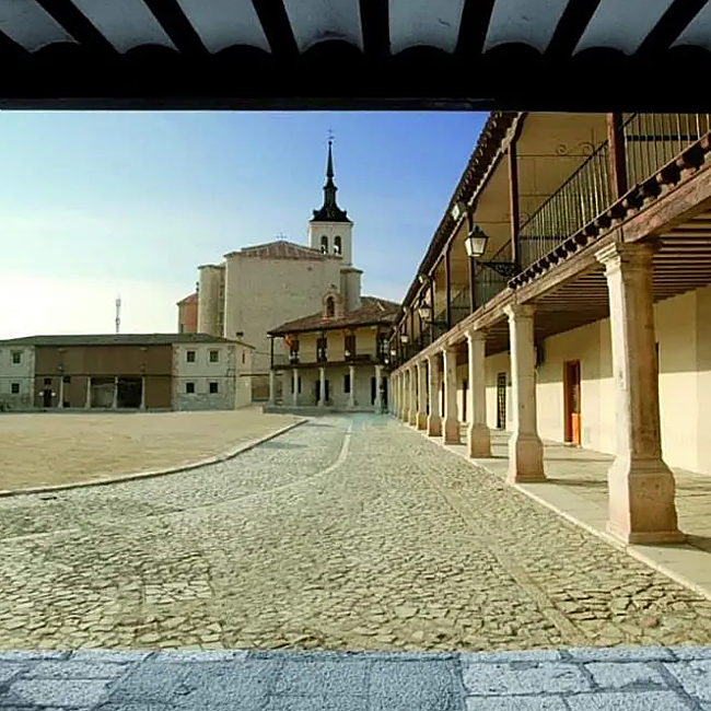 El sorprendente pueblo de Madrid donde se come de lujo: una plaza ...