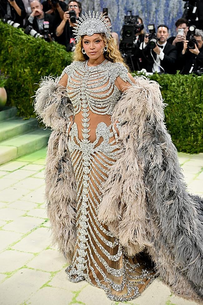 Todos los looks de la Gala Met 2026: del espectacular regreso de ...