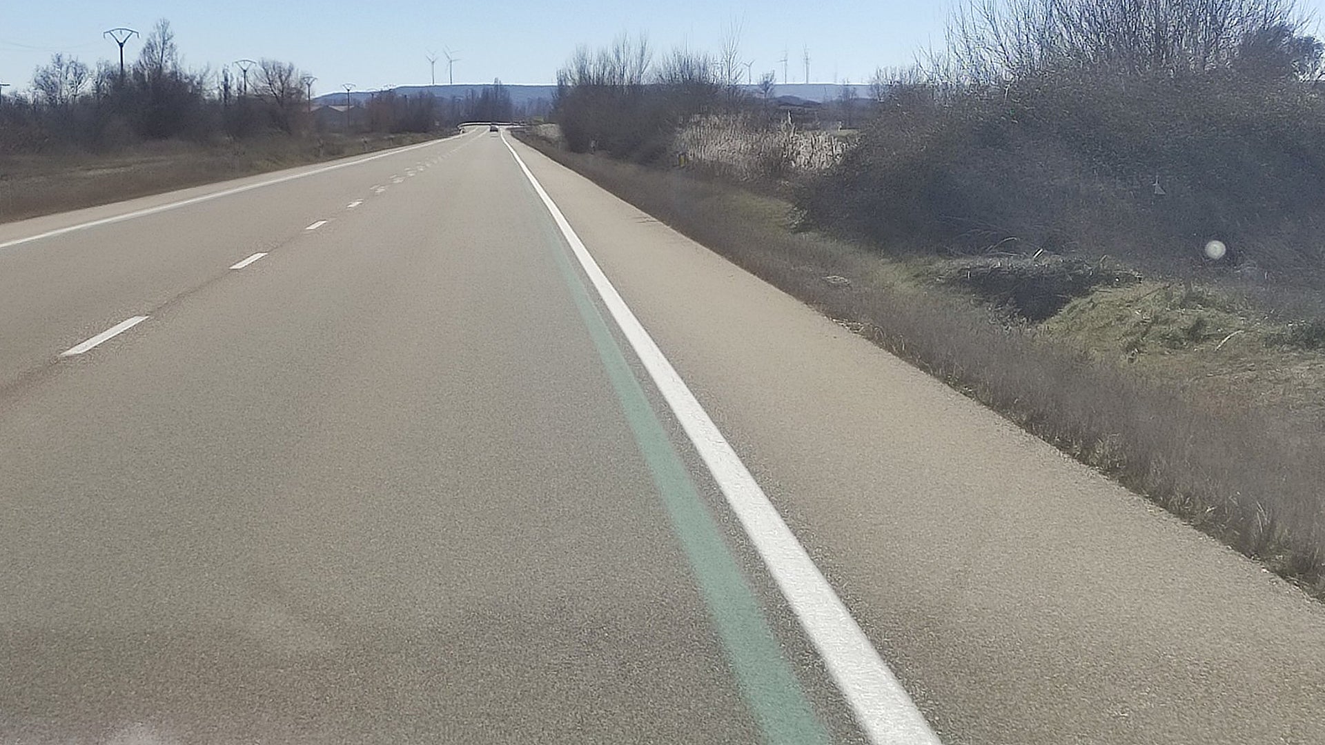 Esto es lo que significa la línea verde que la DGT ha puesto en las ...
