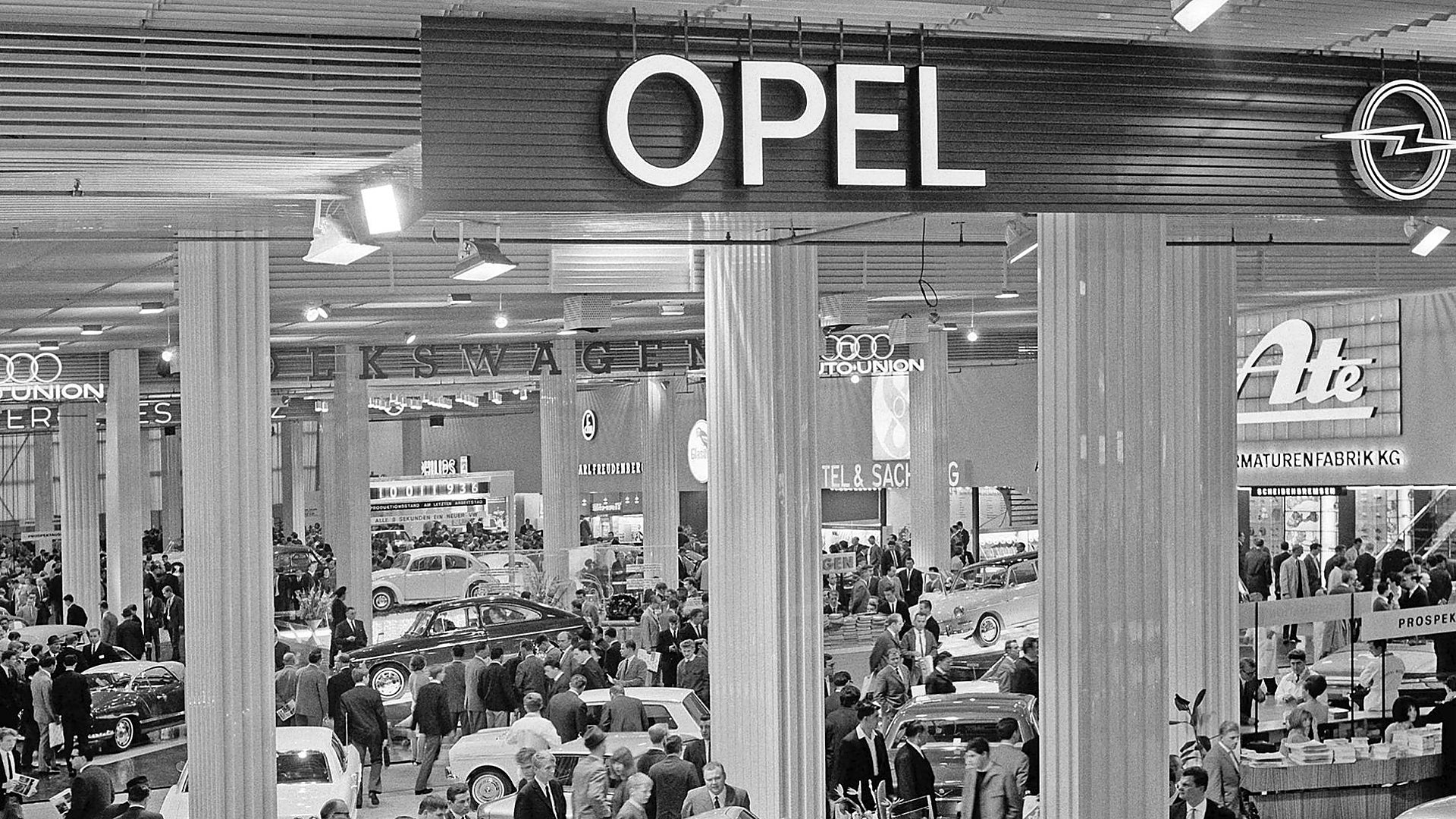 Opel celebra su 125 cumpleaños y 60 del centro de diseño de sus concept ...