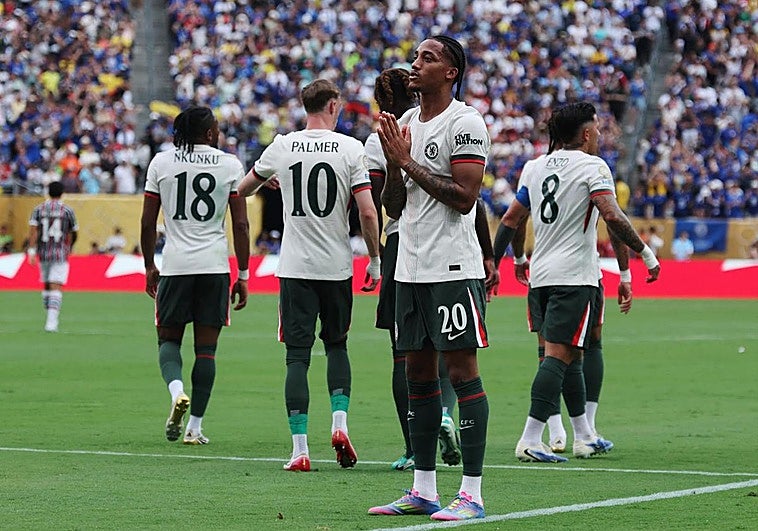 اجمل صور سكس متحركه we share a knowing gaze and grin with