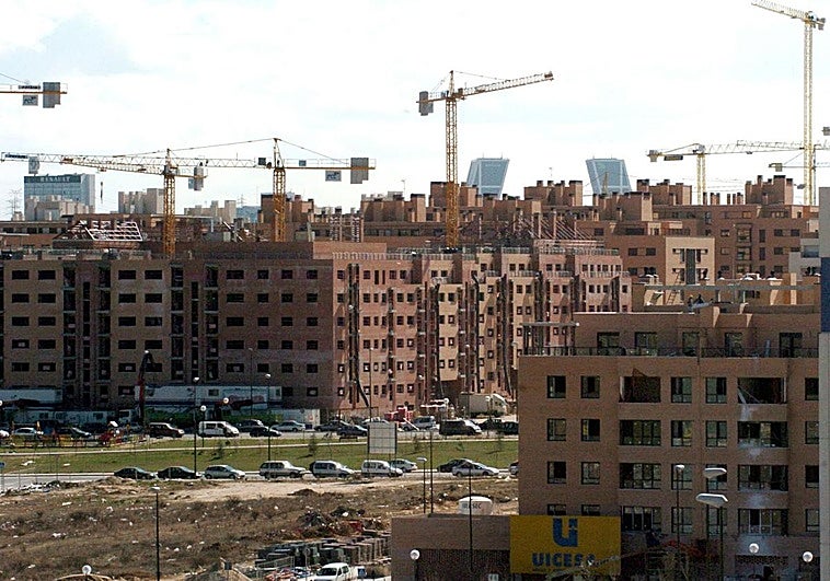 Rundumvivi leaked she looks beautiful with voluptuous lips,