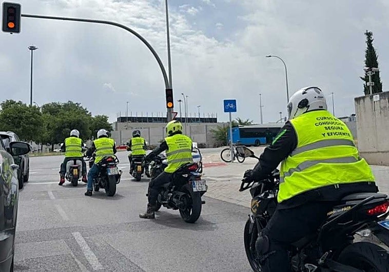 Así son los cursos para coche y moto de la DGT que todo conductor debería hacer | Diario Sur