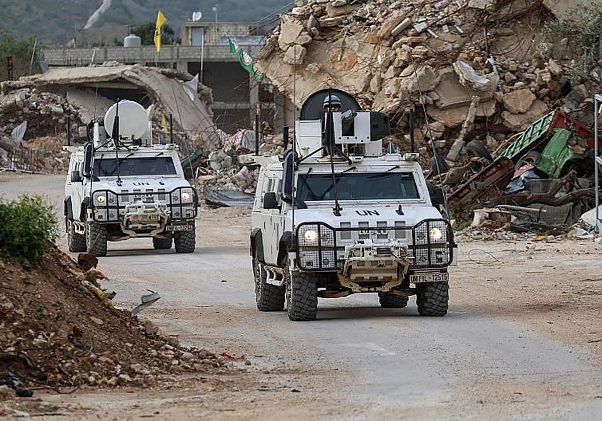 Carros de combate israelíes disparan contra cascos azules españoles ...