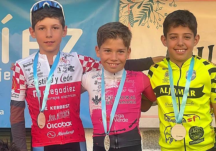 Enzo García consigue la victoria en Solosancho | Salamancahoy