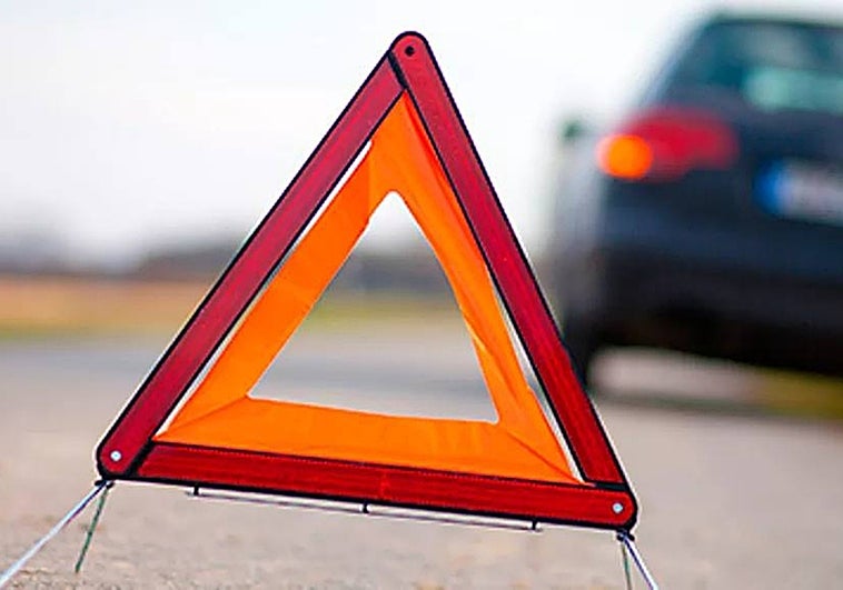Hazard warning triangle requirement dropped on Spain's motorways and ...