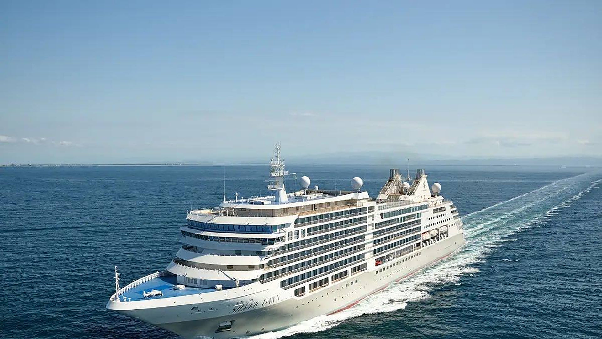 Les Roches and Silversea launch new course in luxury cruise ship ...