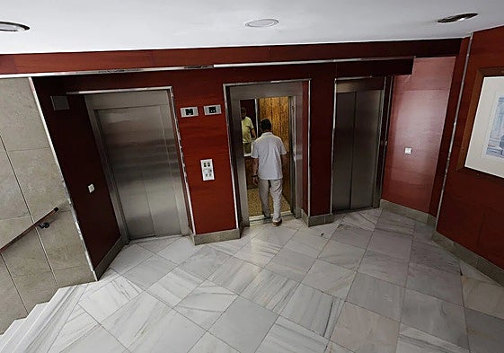 Four out of ten community associations will need to adapt their lifts ...