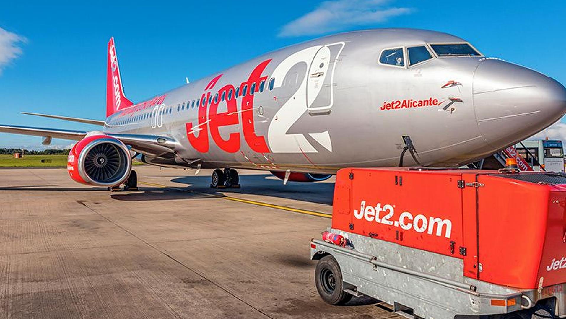 Jet2.com offers more seats on flights between UK and south of Spain ...