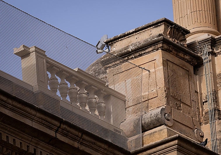 Malaga Cathedral debuts new balustrades that will surround perimeter of ...