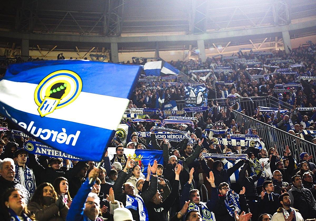 The Best Videos of Hércules CF Fans in Murcia | TodoAlicante