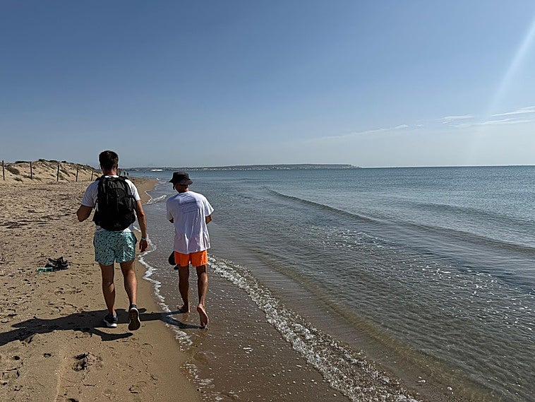 Caminata entre Guardamar y Alicante para salvar las casas de la playa ...